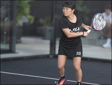 世界で活躍するプロパデル選手・佐藤千文選手をYOKUMIRUでサポート ｜ニュース｜海外オンライン医療相談ヨクミル